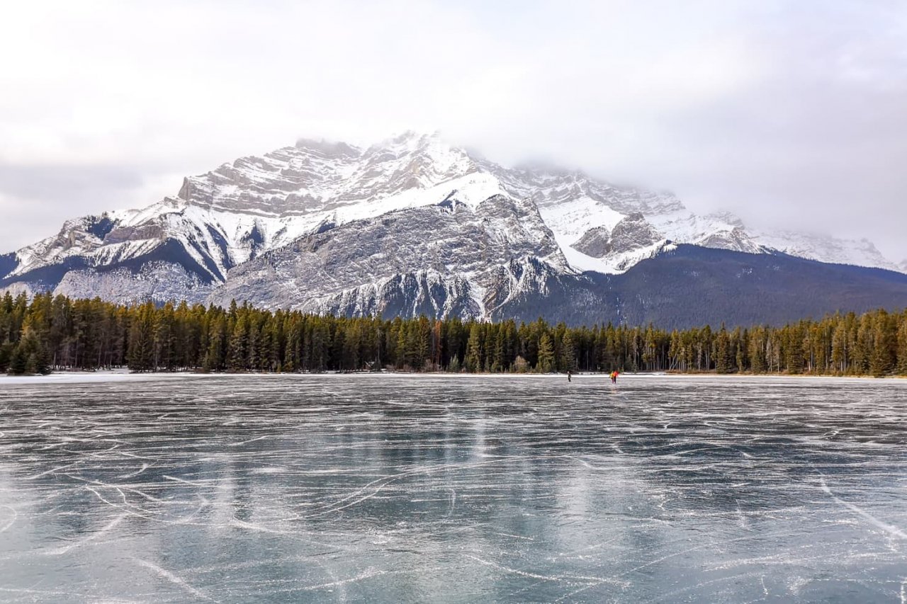 Epic Places for Ice Skating in Banff & Canmore (+Video)
