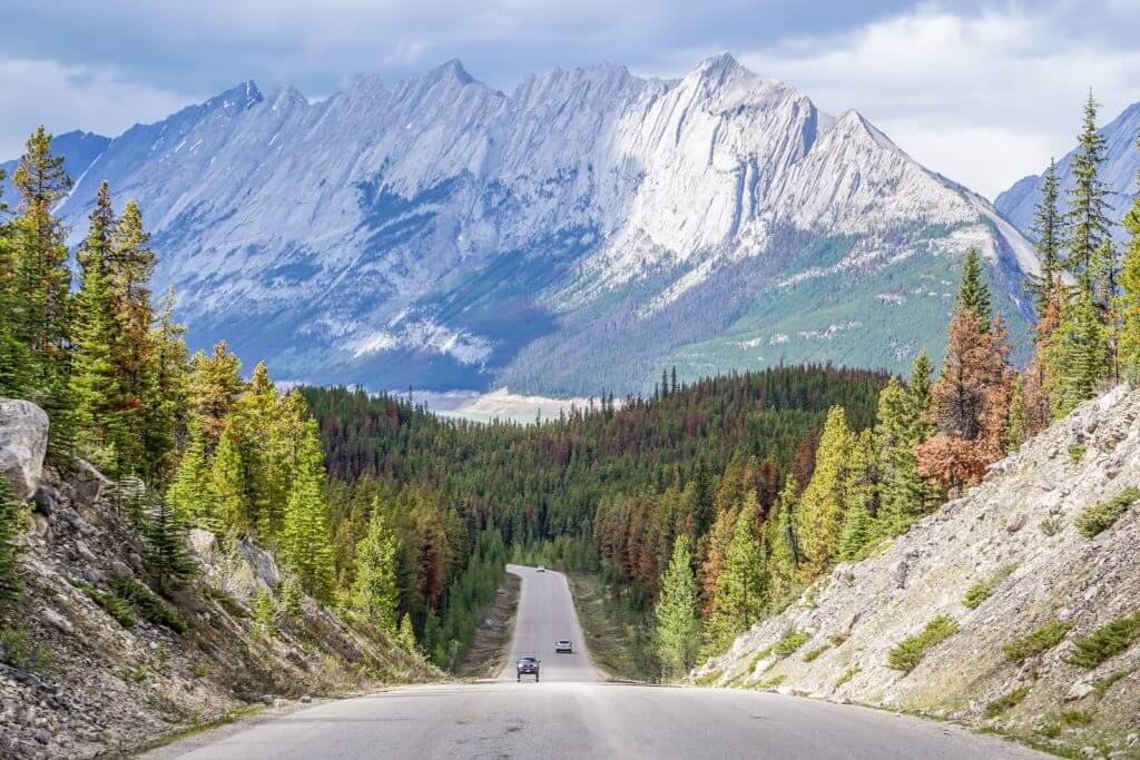 Adventure travel guide to Jasper National Park
