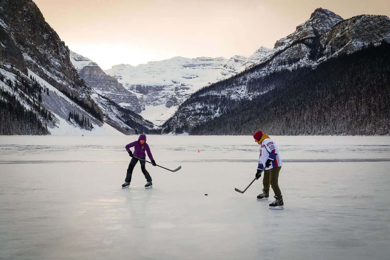 Epic Places for Ice Skating in Banff & Canmore (+Video)