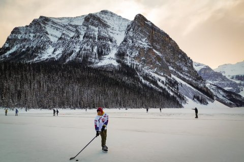 Epic Places for Ice Skating in Banff & Canmore (+Video)