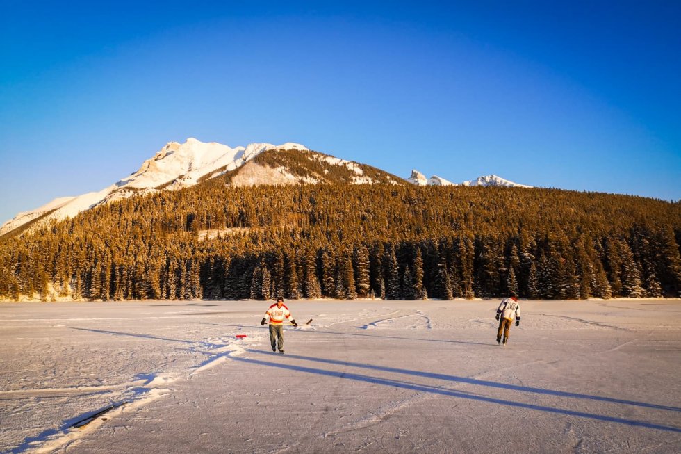 Epic Places for Ice Skating in Banff & Canmore (+Video)