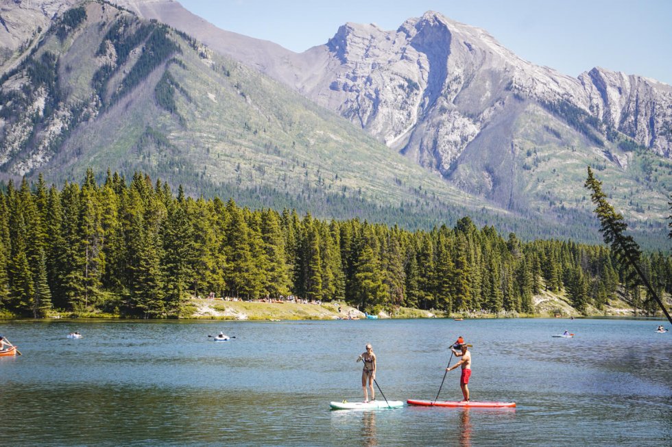 11 Best Places for Stand up Paddle Boarding in Banff & Around
