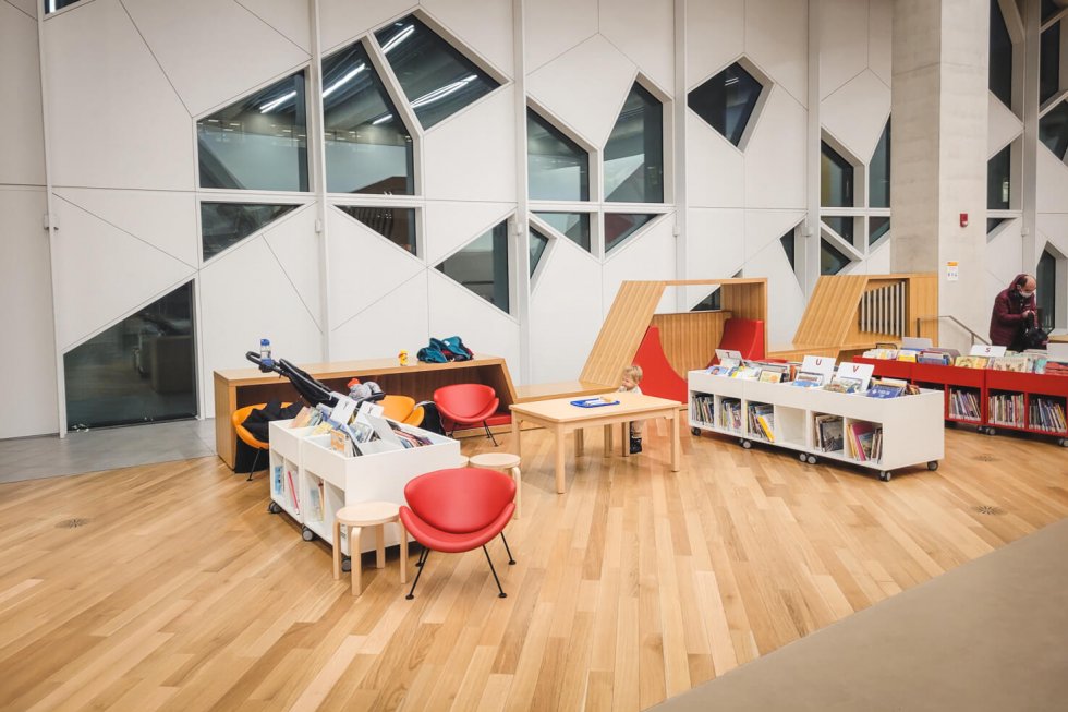 Early Learning Centres in Calgary Public Libraries: Play Areas for Kids