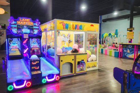 Kidz Go Indoor Playground: Our Review and Tips for Visiting