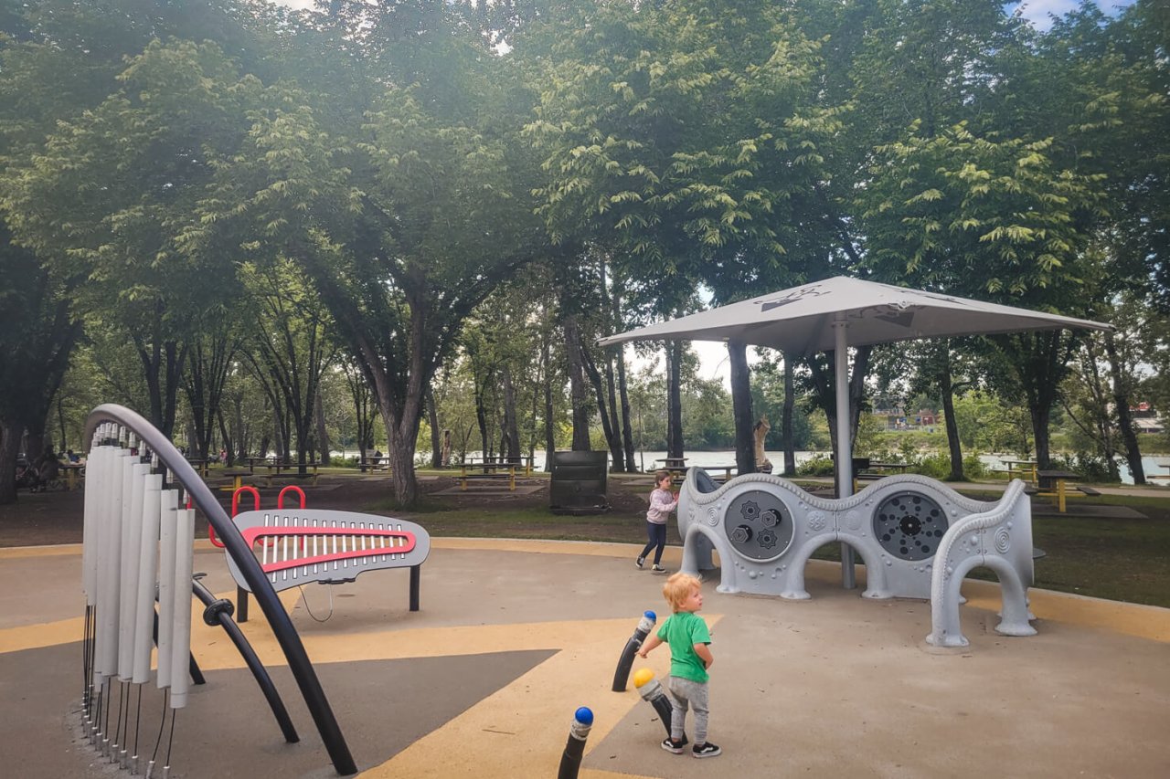 Shouldice Park Playground, the Biggest Outdoor Playground