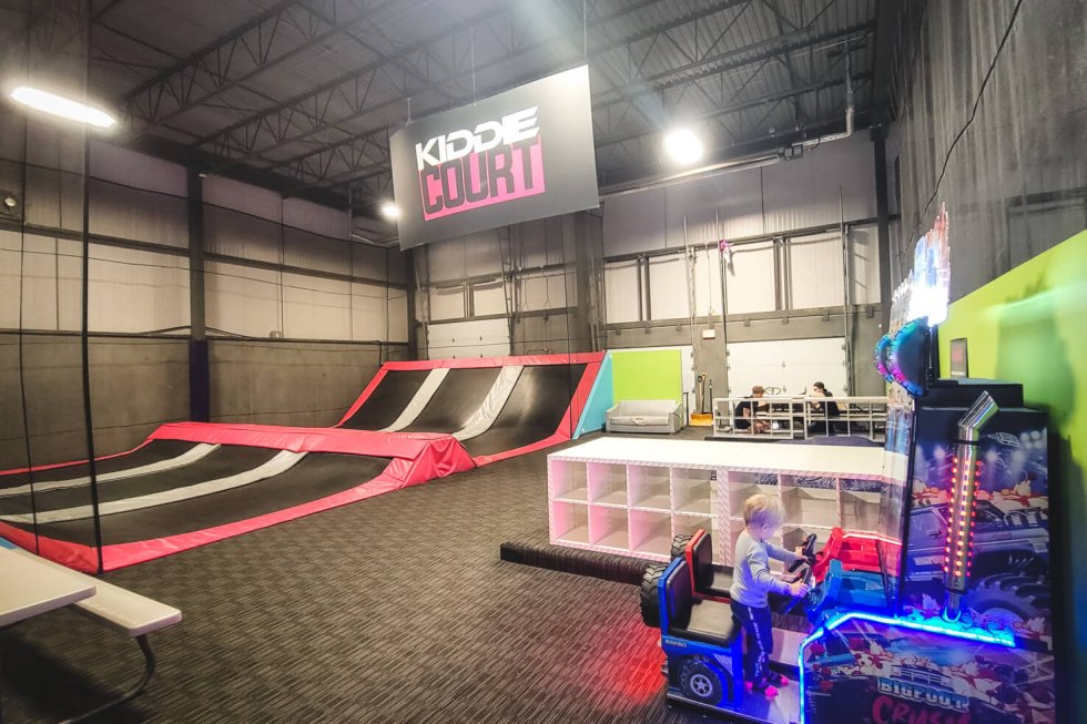 Flying Squirrel Trampoline Park